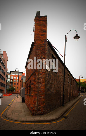 sharp corner of the building Stock Photo - Alamy