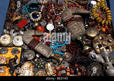 Traditional Arabian and Middle Eastern items - Vintage Arabic home ...