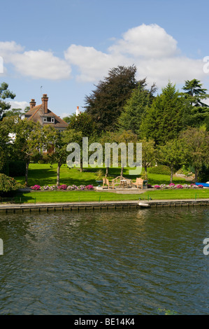 Large Riverside House On The River Thames Teddington Middlesex England ...