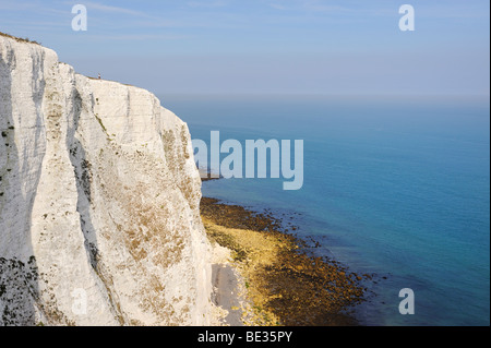 The famous chalk White Cliffs of Dover on the south coast of Kent, UK ...