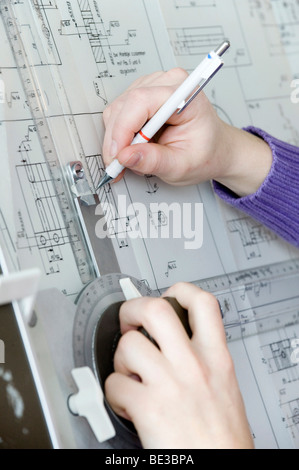 Close up of hand drawing sketches with pencil Stock Photo - Alamy