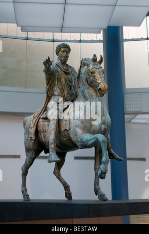 Original Roman bronze statue of Emperor Marcus Aurelius on horseback ...