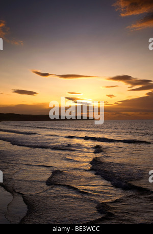 Sunset over Whitby beach, Whitby North Yorkshire Stock Photo - Alamy