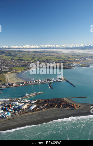 Port of Timaru, Caroline Bay, Timaru, and Snow on Southern Alps, South ...