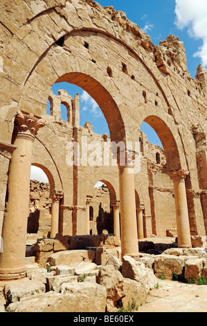 Ruins of the Byzantine basilica of the Resafa fortress, Sergiopolis ...