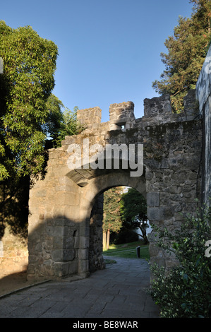 Archway in the medieval city walls of Evora, UNESCO World Heritage Site ...
