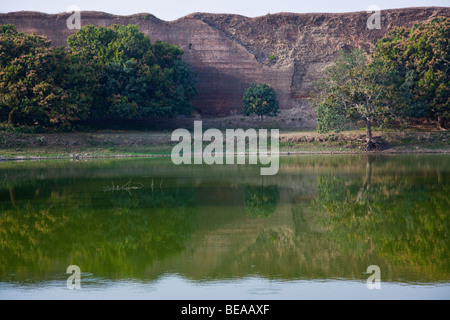 City wall in Gour in Bengal State India Stock Photo - Alamy