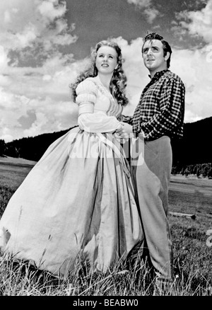 SPRING PARADE - 1940 Universal film with Deanna Durbin and Robert Stock ...