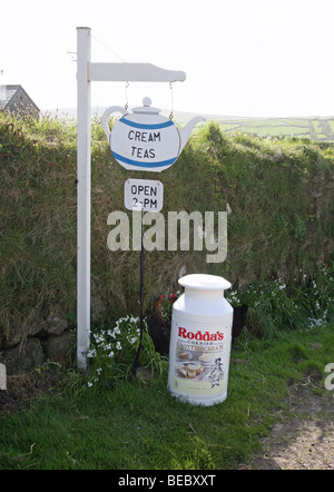 Cream Tea £5 Sign English Cornish Cornwall Stock Photo - Alamy