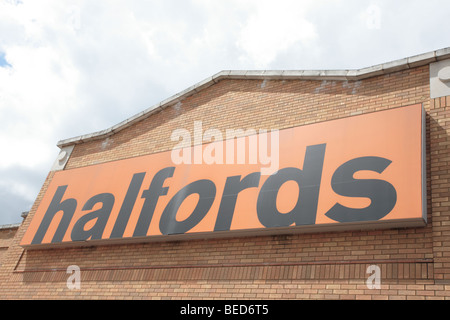 Halfords shop sign Stock Photo - Alamy
