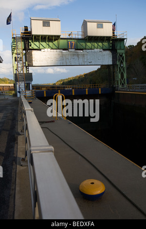 The Historic Lock #C-9 in Upstate New York Stock Photo - Alamy
