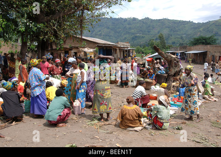 Bakonzo town market, Rwenzori Mountains, West Uganda, Africa Stock ...