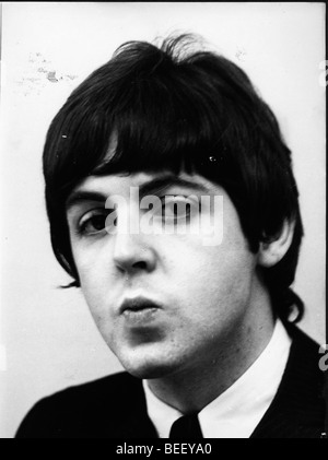 Close-up of the Beatles' Paul McCartney backstage Stock Photo - Alamy