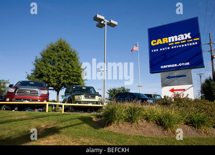 A Carmax retail location in Maryland Stock Photo - Alamy