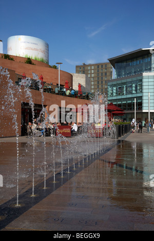 fountains in chavasse park part of the liverpool one regeneration ...