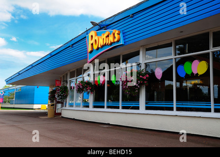 Pontins Pakefield Holiday Park, Pontins Holiday camp. Pakefield Holiday ...