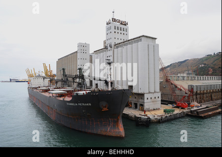Barcelona - port. Ergransa grain silos Stock Photo - Alamy