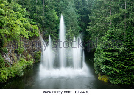 Ross Fountain at the Butchart Gardens, Victoria, Vancouver Island Stock ...
