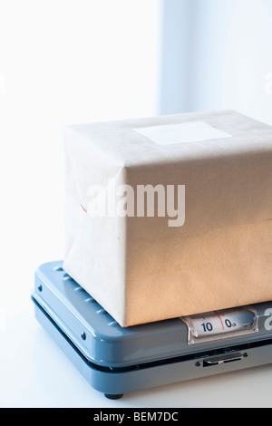 container, scale, containers, scales Stock Photo - Alamy