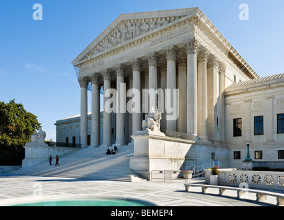 First Street NE facade of the Supreme Court Building, Washington DC ...