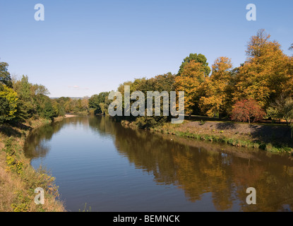 Bute Park and the embankment of the River Taff, Cardiff Stock Photo - Alamy