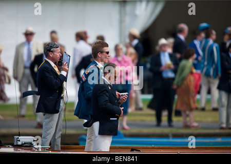 Umpires follow the rowers at the Henley Regatta 2009 Stock Photo - Alamy
