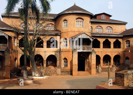 Modern Museum of Foumban, Cameroon, Africa Stock Photo: 176564380 - Alamy