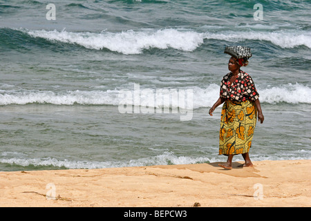 Malawi tribes with traditional dress Stock Photo - Alamy