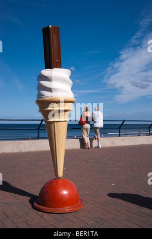 Spittal beach near Berwick in Northumberland midsummer sunshine ...
