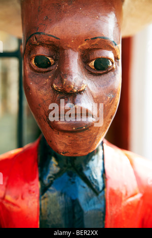 wood carving of Namibian man, Namibia Stock Photo - Alamy