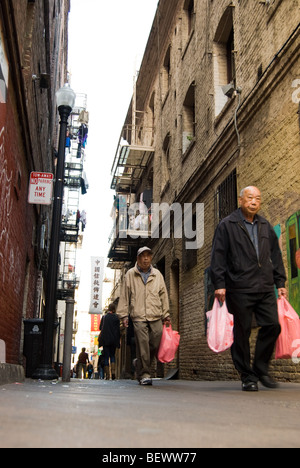 Alleyway, Chinatown, San Francisco Stock Photo - Alamy