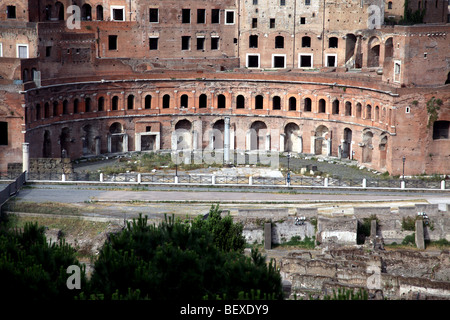 Trajan's market in Rome Stock Photo - Alamy