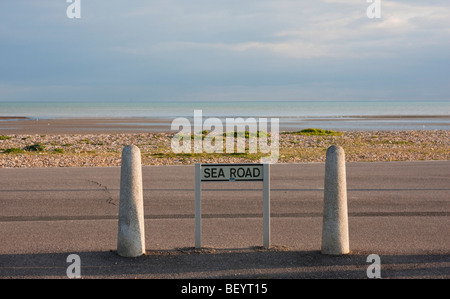 Sea Road Road, Littlehampton, West Sussex Stock Photo - Alamy