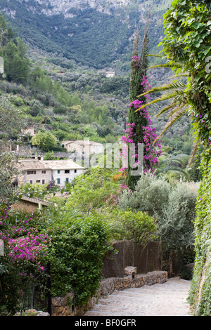 Deià is a small coastal village on the northern ridge of the Spanish ...
