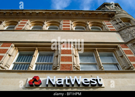 the 1895 natwest bank building, designed by cheston and perkin ...