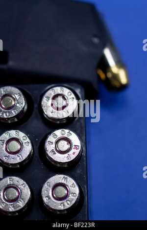 Ammunition and Glock .40 caliber high-capacity magazine Stock Photo - Alamy
