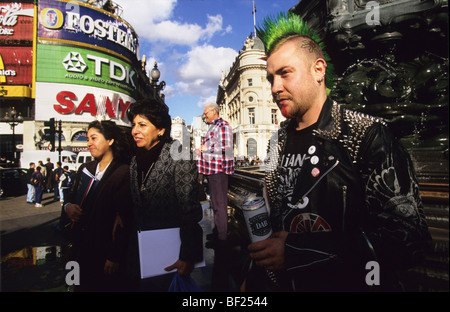 Punks at Piccadilly Circus, City of London. England, United Kingdom ...
