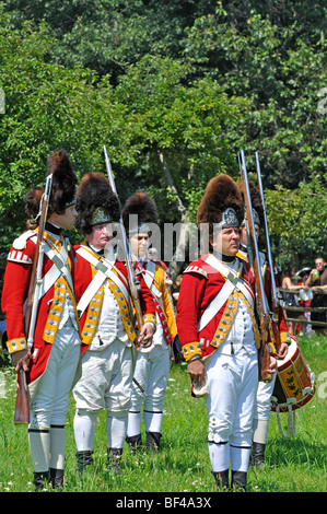 British Redcoats - costumed American Revolutionary War (1770's) era re ...