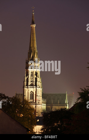 Austria, Upper Austria, Linz, New Cathedral, interior, stained glass window Stock Photo - Alamy