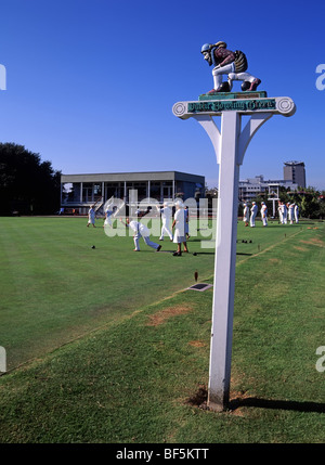 Sir Francis Drake playing bowls on Plymouth Hoe, 1588 (c1900 Stock ...