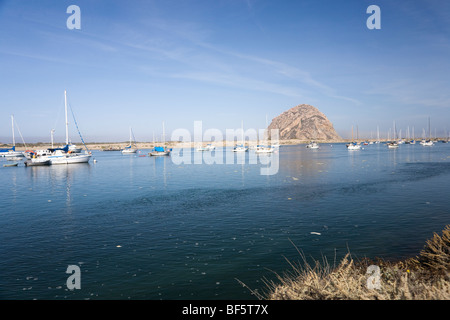 Sailboat at Morro Rock and Morro Bay, Pacific Ocean, Morro Bay ...