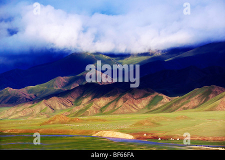 Magnificent view of Ili Kazakh Autonomous Prefecture, Xinjiang Uyghur ...