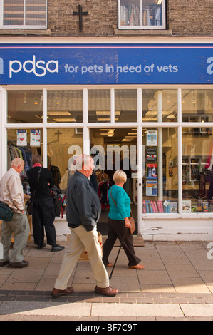 PDSA charity shop, UK Stock Photo - Alamy