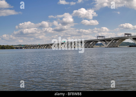 The Capital Beltway Woodrow Wilson Memorial Bridge crossing the Potomac ...