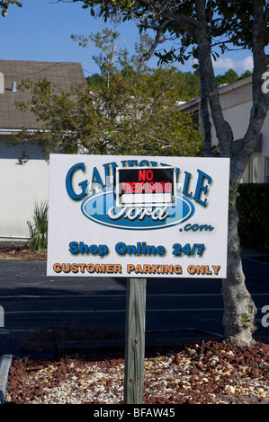 Closed auto dealership Gainesville Florida Stock Photo - Alamy