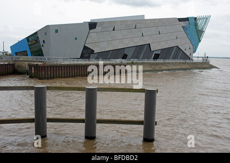 The Deep, the world's only submarium designed by Sir Terry Farrell ...
