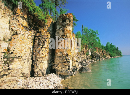 limestone cliffs, Little Limestone Lake, Manitoba, canada Stock Photo ...