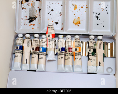 A box of water colour tube paints with three brushes Stock Photo - Alamy