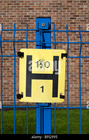 A British H for fire hydrant sign Stock Photo - Alamy