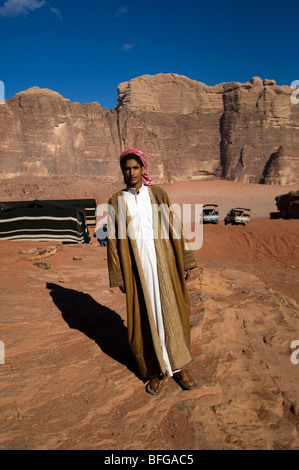Bedouin man of the Howeitat tribe Stock Photo - Alamy